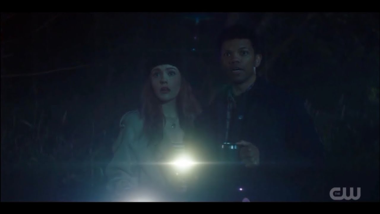 Nancy Drew — 4x01: Nancy and Nick go investigate; encounter with one of ...
