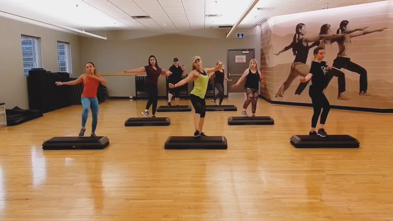 Cardio Step (Zumba style) choreography by Liana Santarossa - YouTube