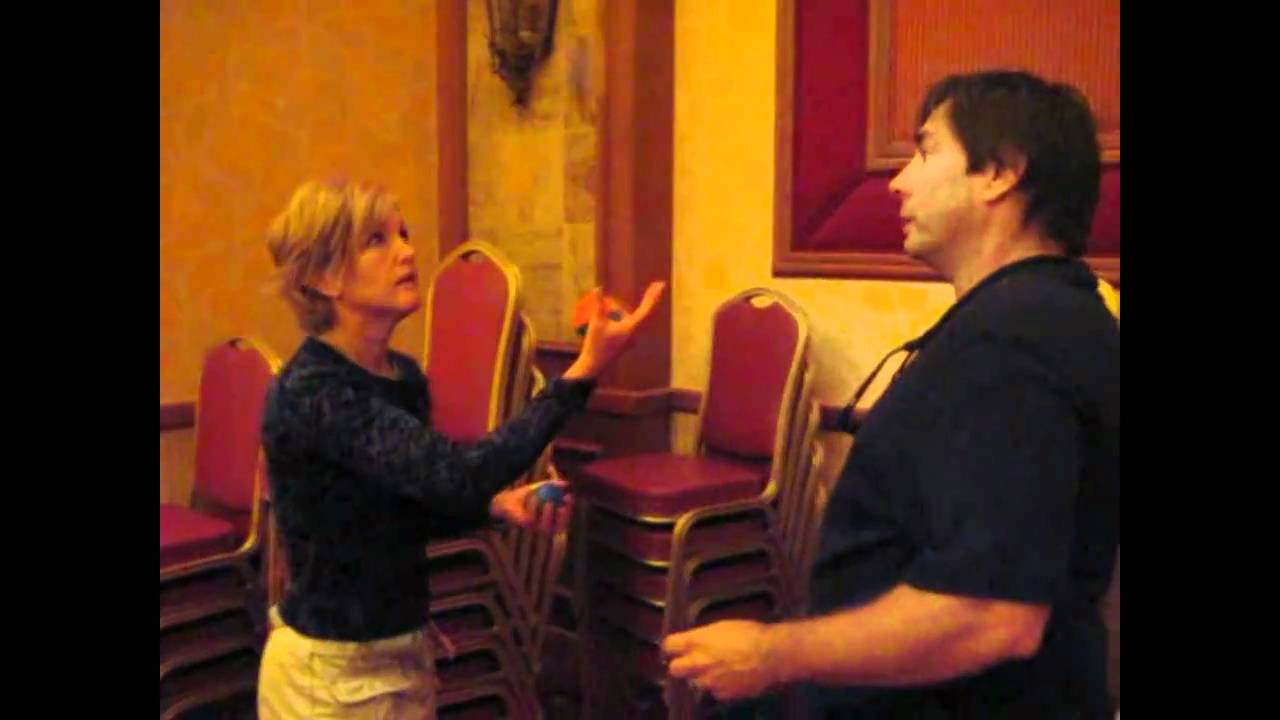 Michael Goudeau teaches juggling - YouTube