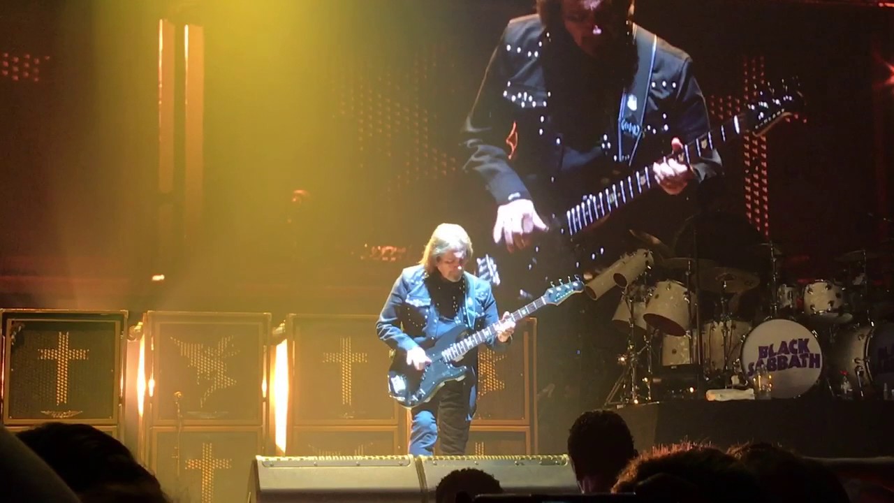 Black Sabbath - Geezer Butler Bass Solo - 02 Arena 31st Jan 2017 - YouTube