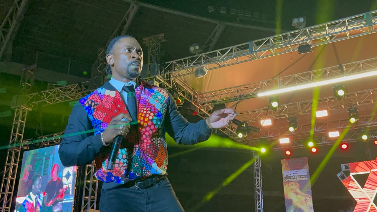 Christopher Martin Showed Why Him A BIG DEAL When Him Touch Di Stage At ...