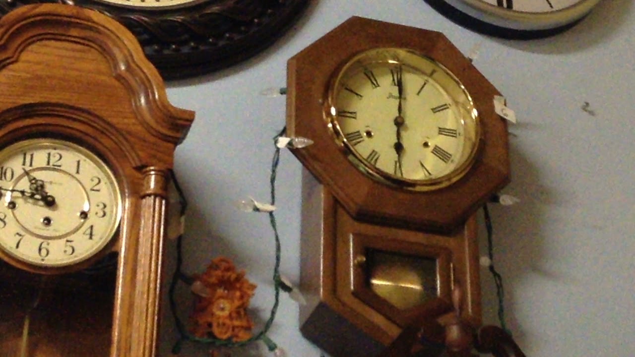 Spiegel & Co. 31 Day Wall Clock Strikes 6 PM - YouTube