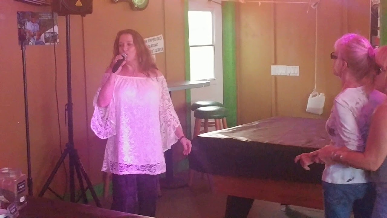 Sandy singing "My Night to Howl" with audience participation - YouTube