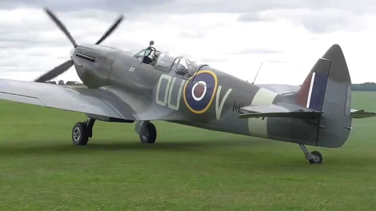 Spitfires at Sywell Aerodrome - YouTube