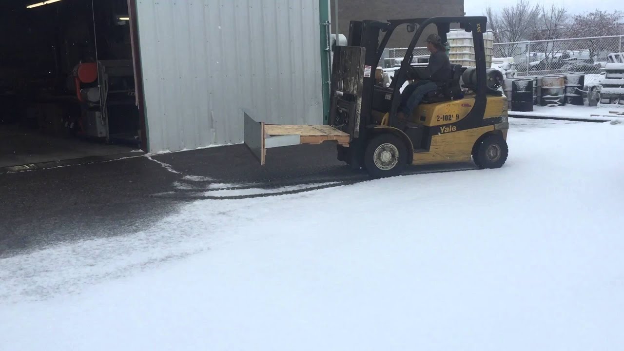 Fork Lift Snow Plow - YouTube