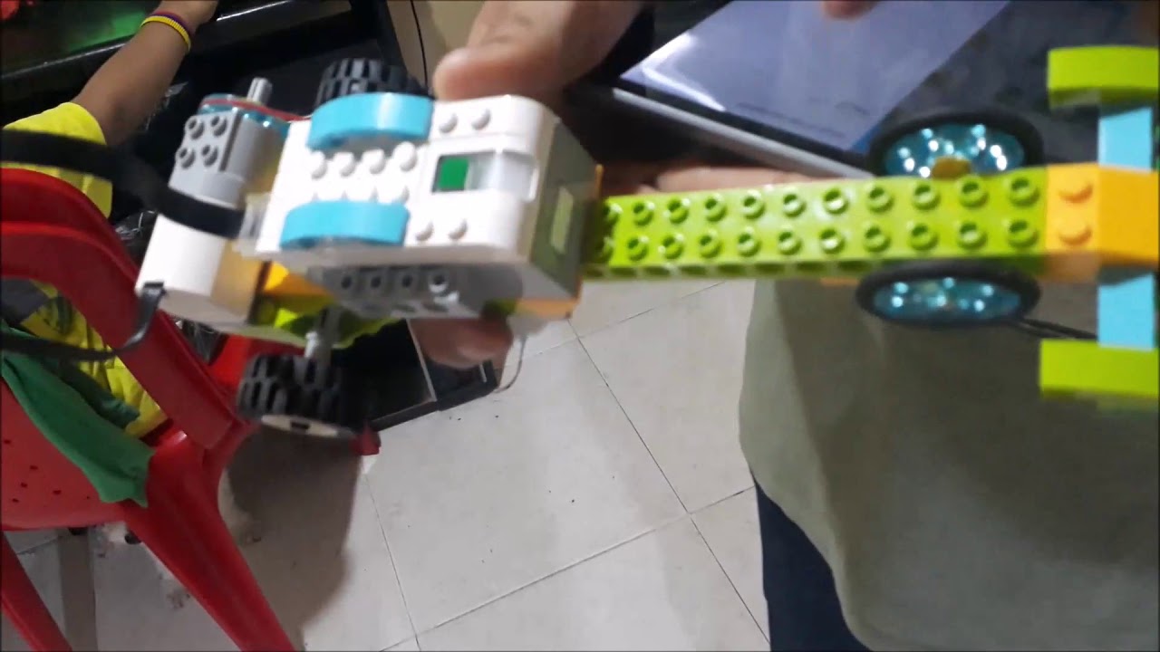 Lego Juan Sebastián - YouTube