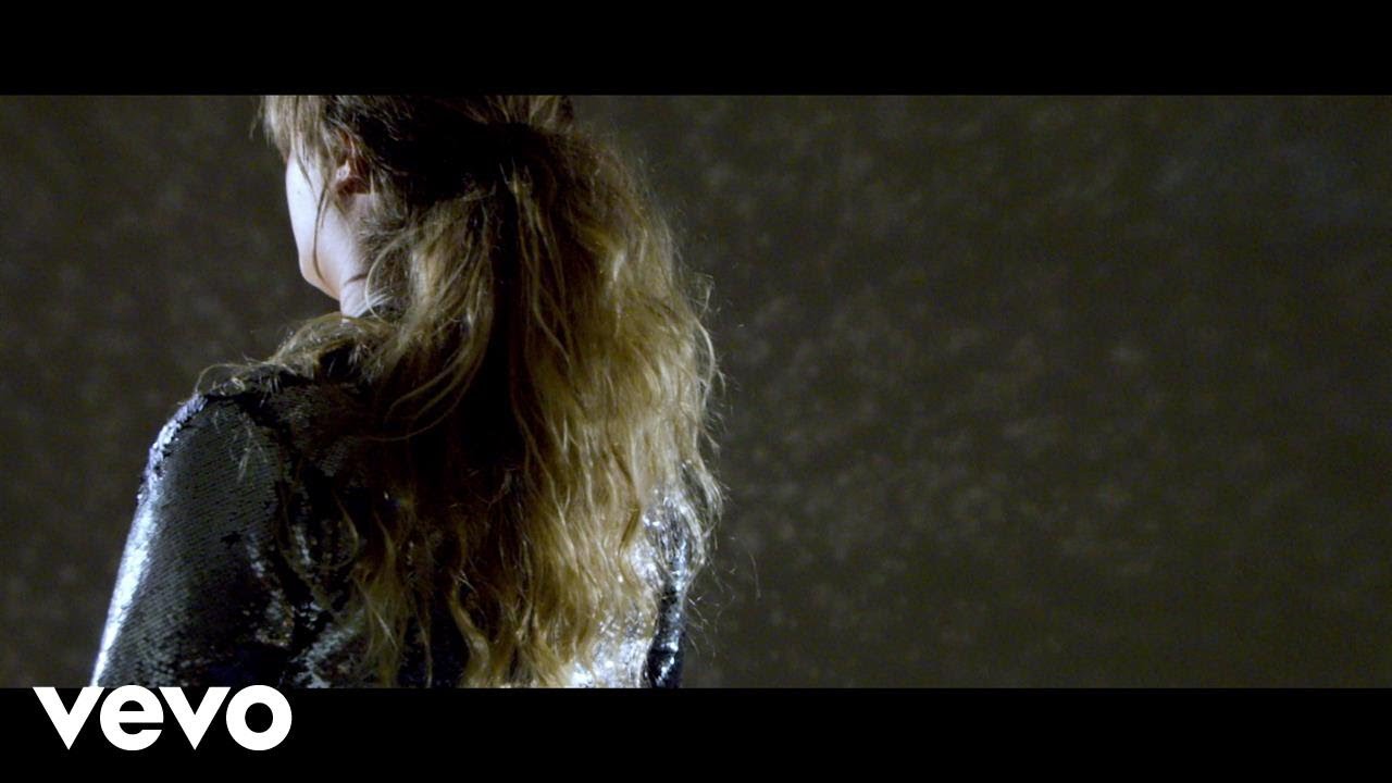 Alice Caymmi - Sozinha (Music Portraits) - YouTube