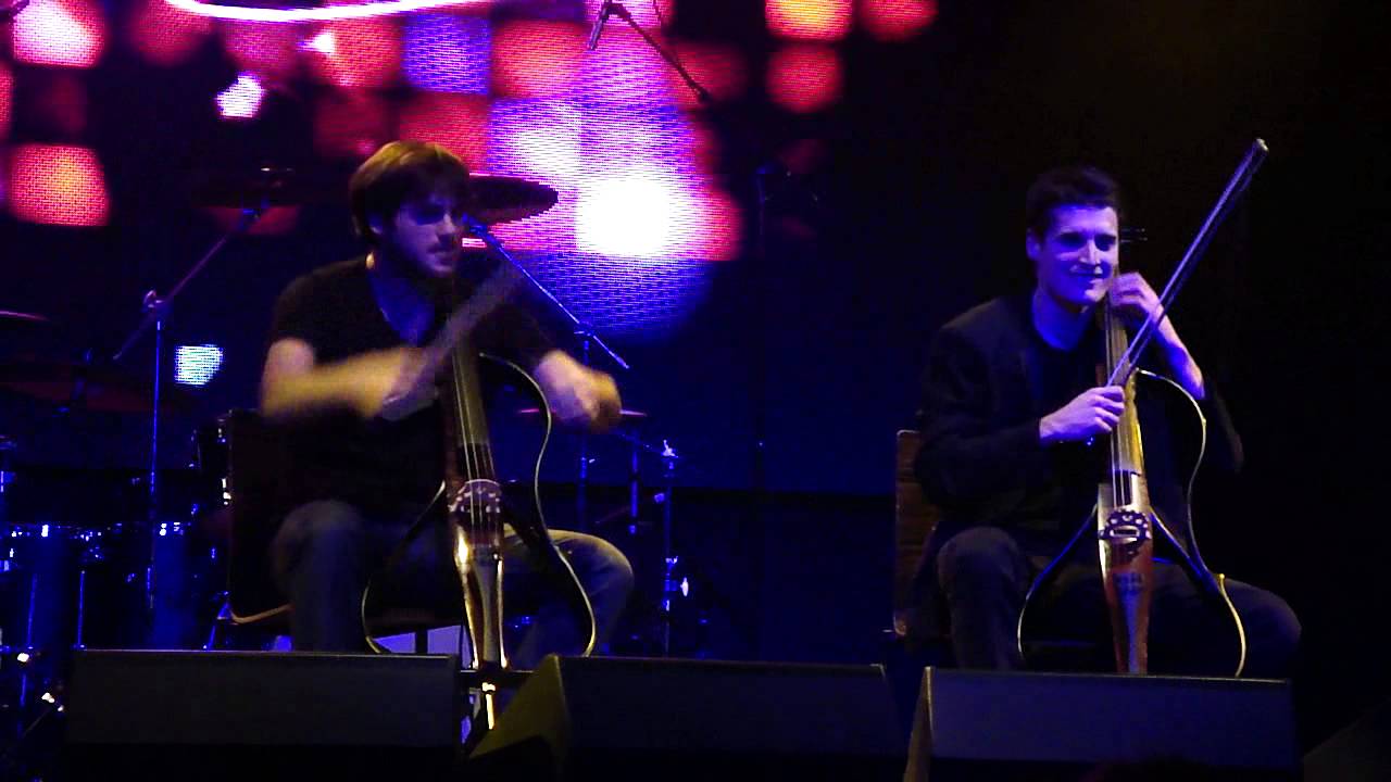 2Cellos Live in NYC - Smooth Criminal - YouTube