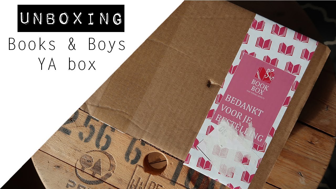 UNBOXING || Young Adults Bookbox - Books & Boys - YouTube