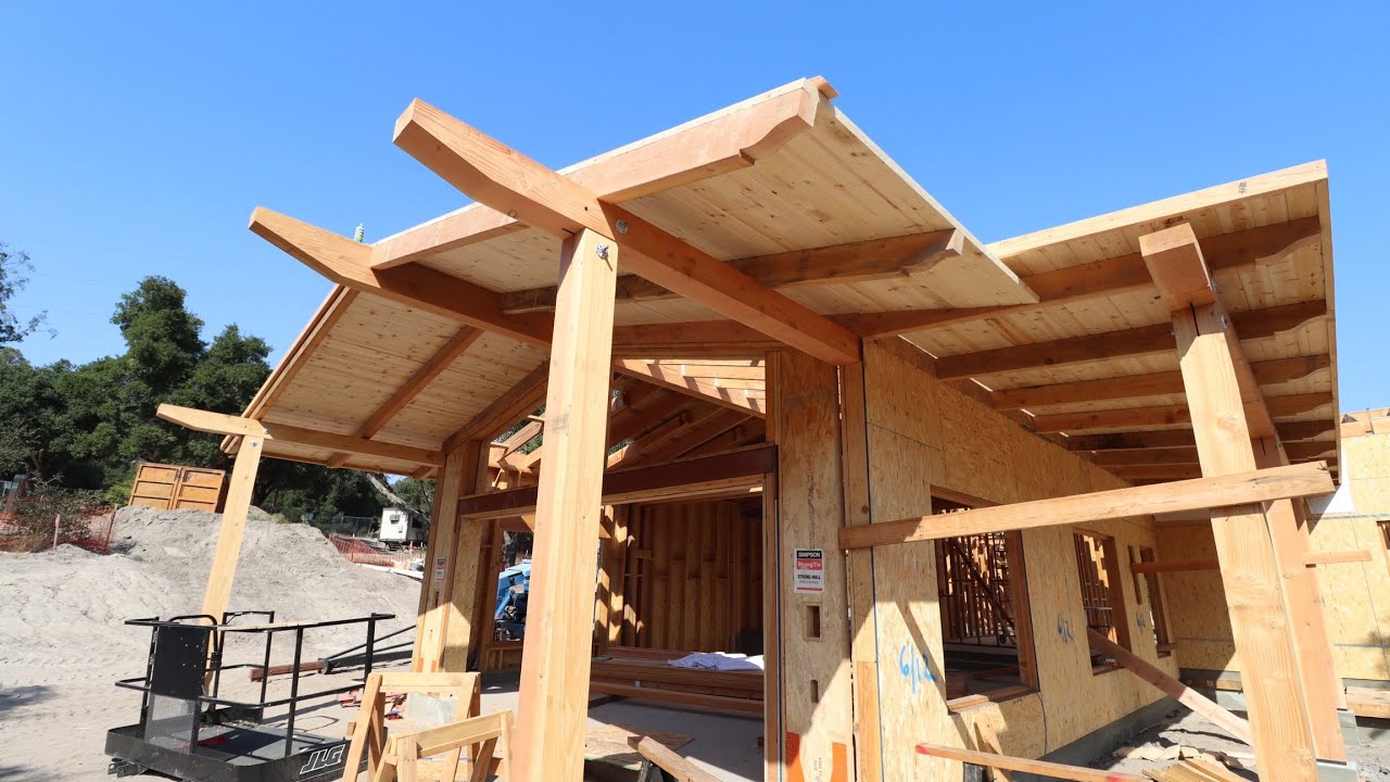 The Ridge: Fox’s Idea Worked, Roof Design! [#21] - YouTube