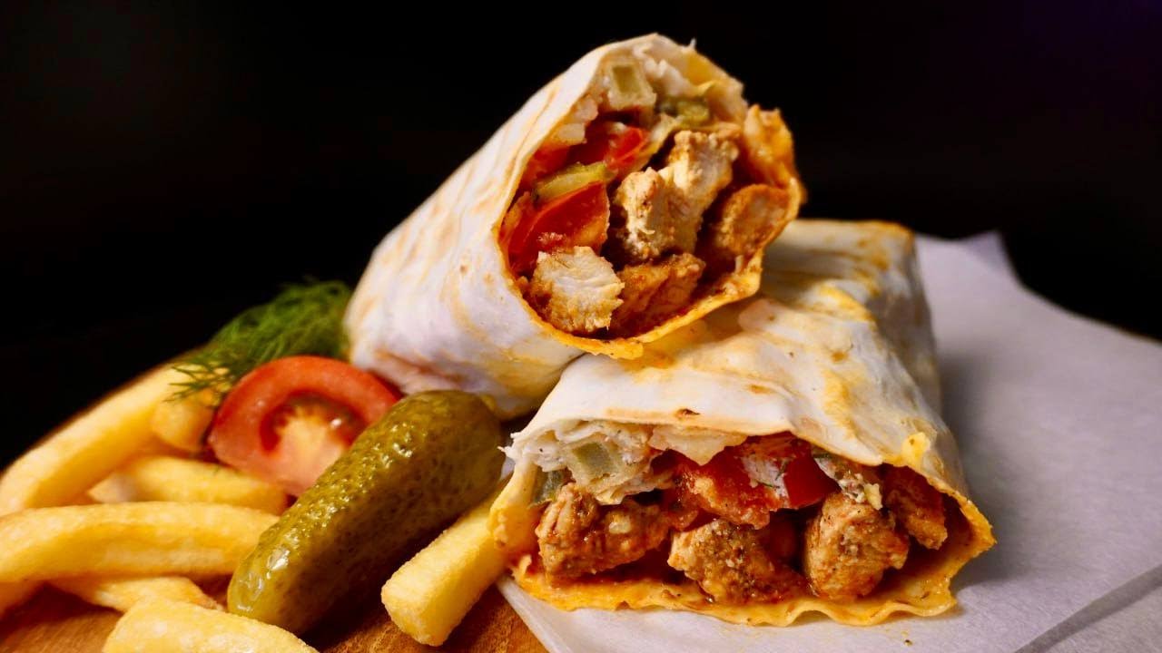 Shaorma de pui cu de toate | Shaorma facuta in casa la tigai - YouTube