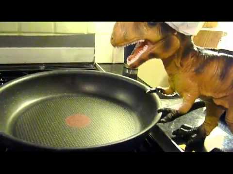 T-REX ag déanamh Pancóga . T-Rex making Pancakes - YouTube