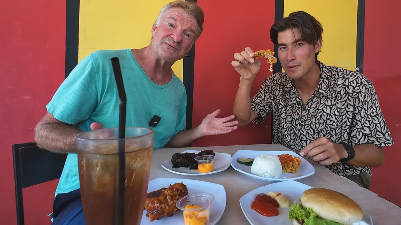 Jaya Fried Chicken (Bali, Indonesia) - Eric Meal Time #920 - YouTube