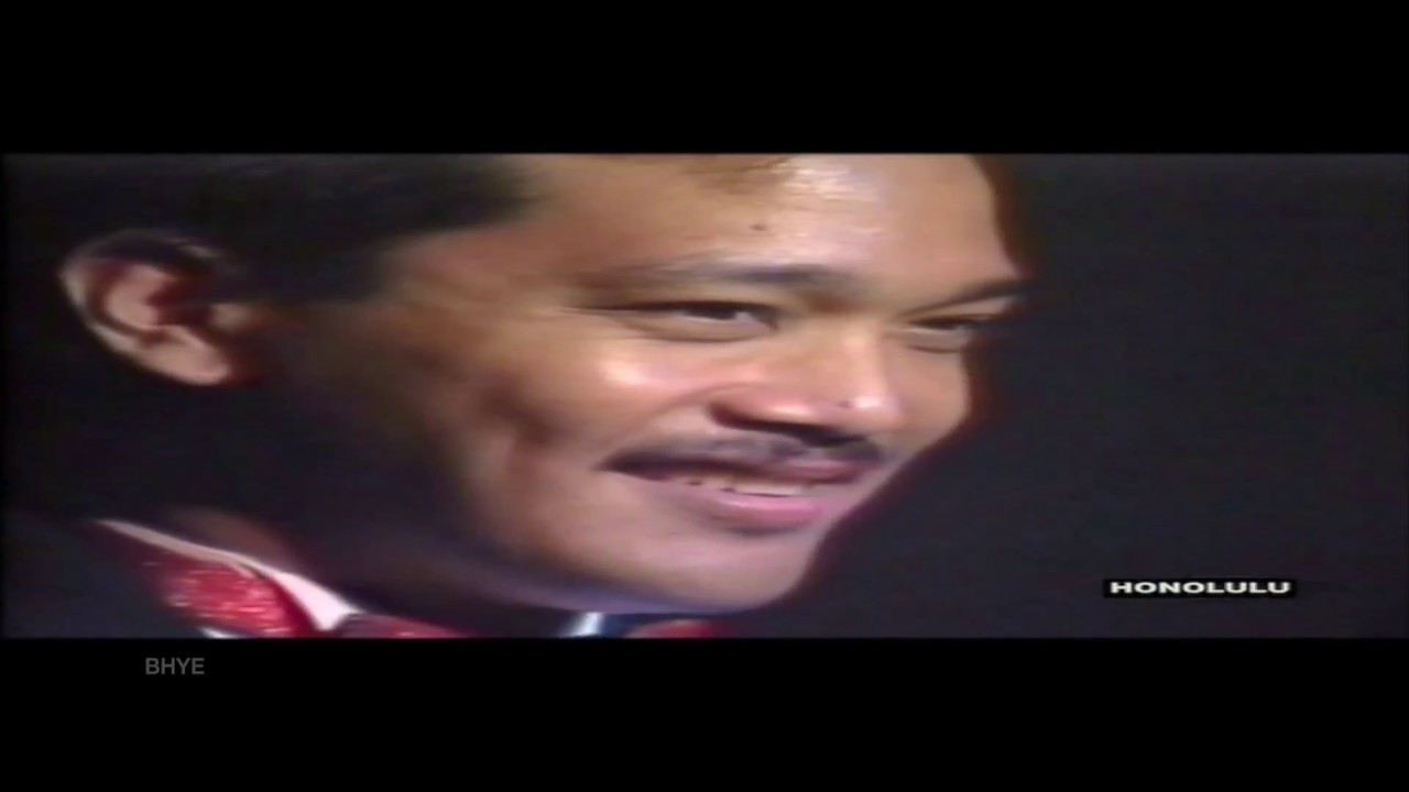 HONOLULU (The Band) - LIVE - "Hello" - (Show Open - "Live from the MEWS ...