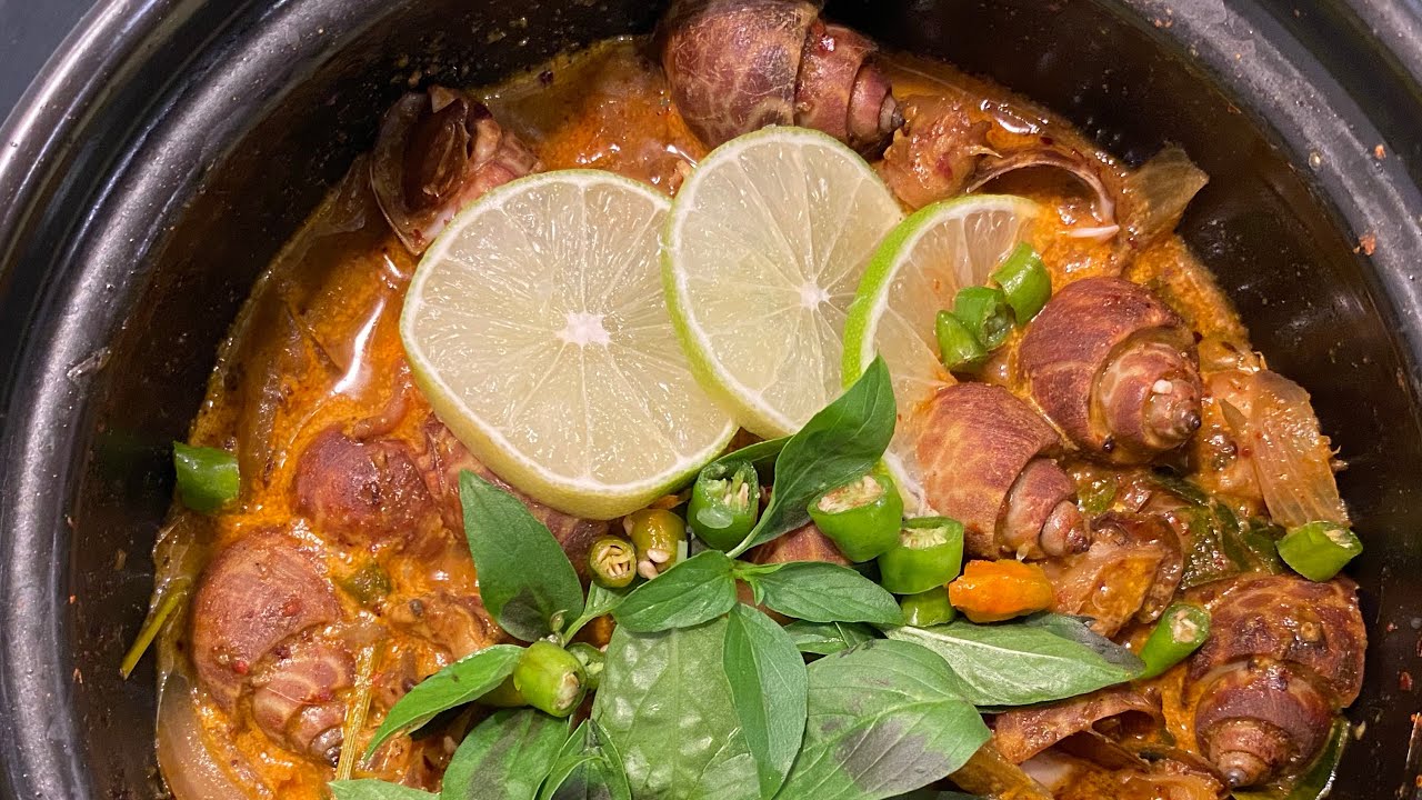 ឆាខ្ចងប៉ារ៉ាការី-Spicy curry sweet snail recipe - YouTube