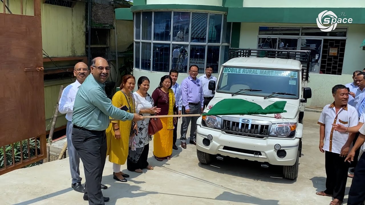 Around 416 Local farmers receives NABARD supported Mobile Van - YouTube