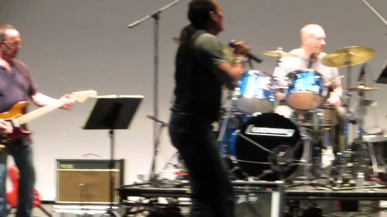 CARLO DRIGGS - HUNGRY - Soundcheck (former lead singer of Paul Revere ...