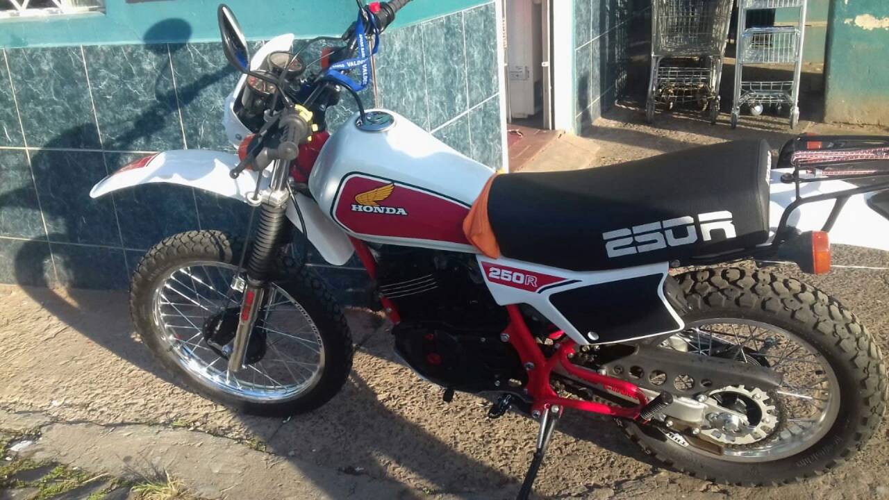 XL 250R 83 100% RESTAURADA - YouTube