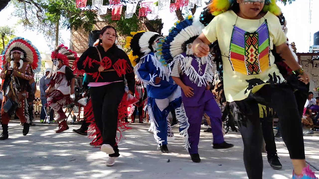 Danza de Apaches en Apaseo el Grande - YouTube
