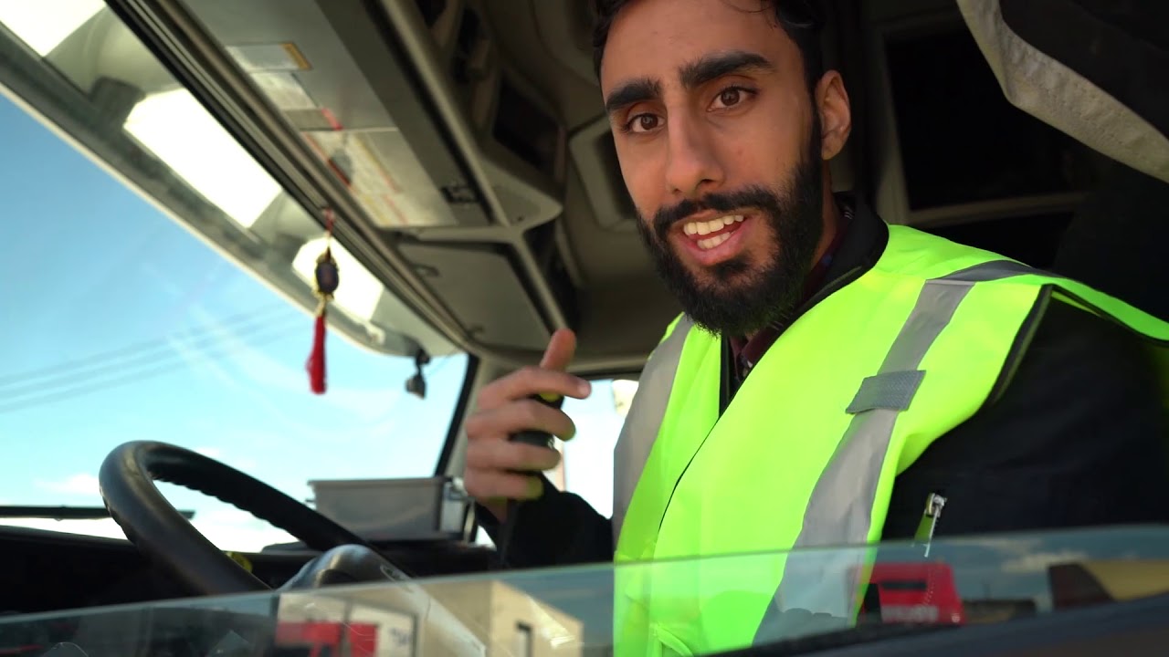 Coupler Movement - YouTube