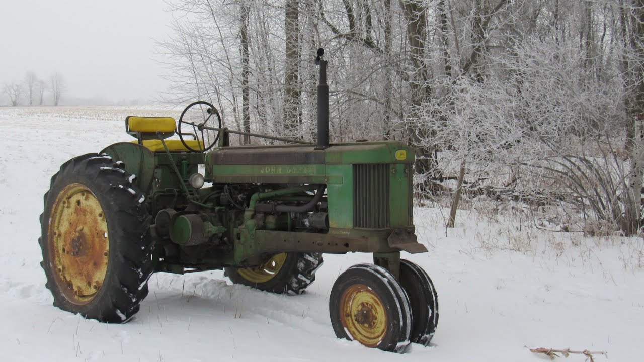 The John Deere 520 and a Beautiful Frost | 2021 - YouTube