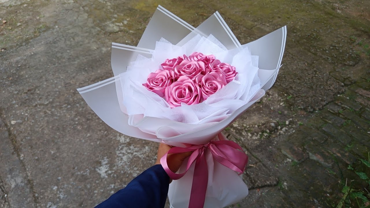 DIY Round Bucket Bunga Satin 7 Tangkai - YouTube