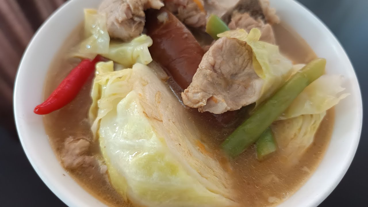 SIMPLE PORK SINIGANG WITH CABBAGE - YouTube