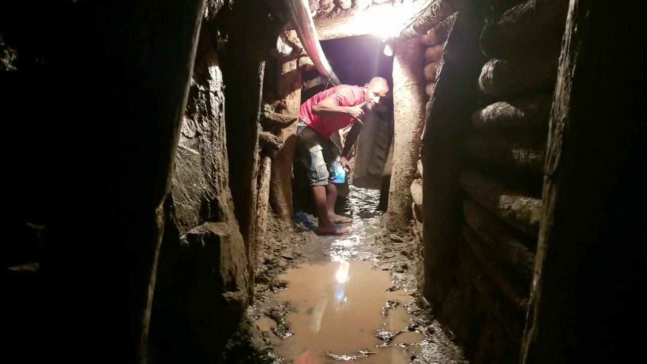 Larimar Mine, Barahona - YouTube