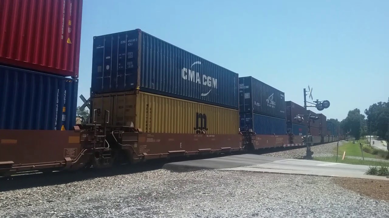 NS 238 lead by NS 8927 C40-9W GECX 7748 C40-8W and NS 1012 SD70ACE - YouTube