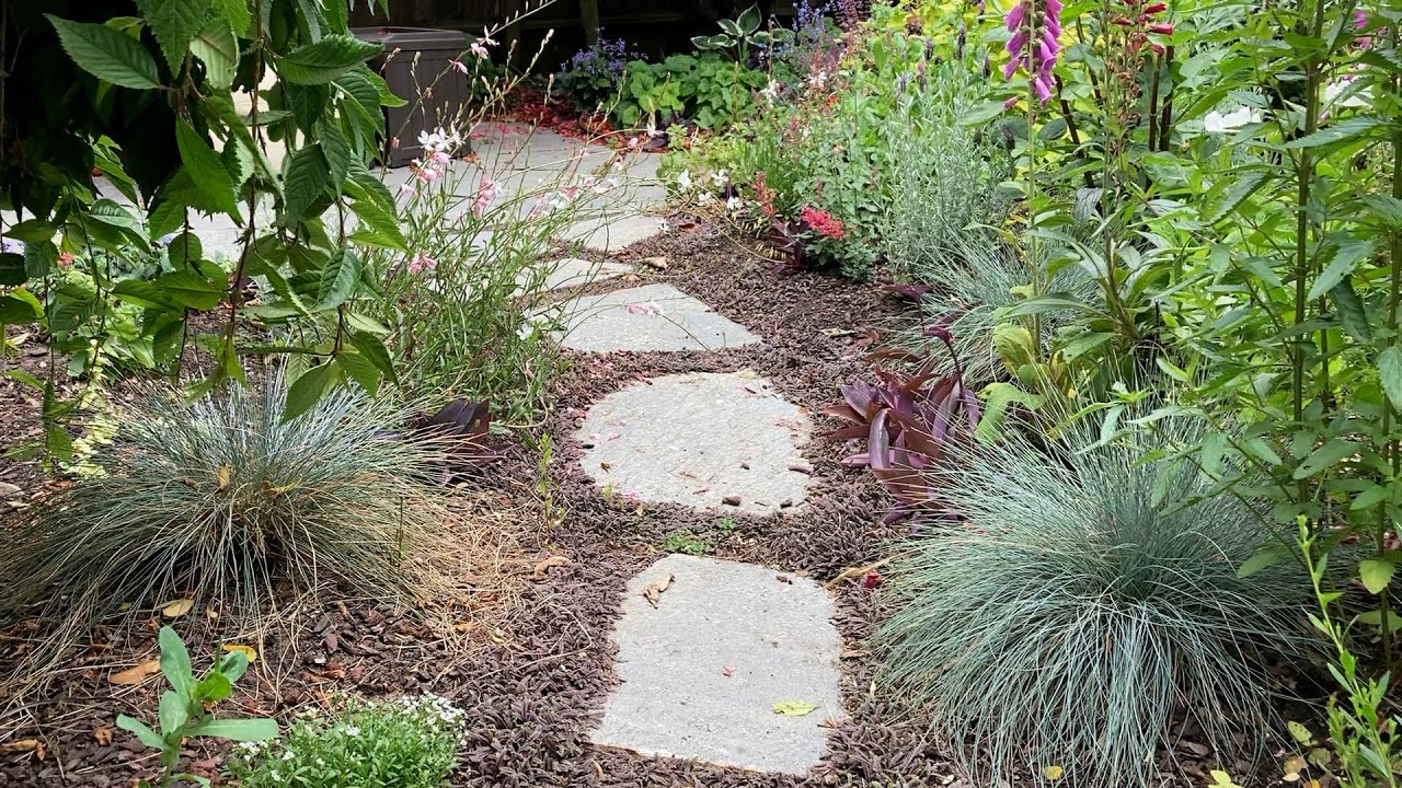 How to Use Repetition for Cohesive Garden Design - YouTube
