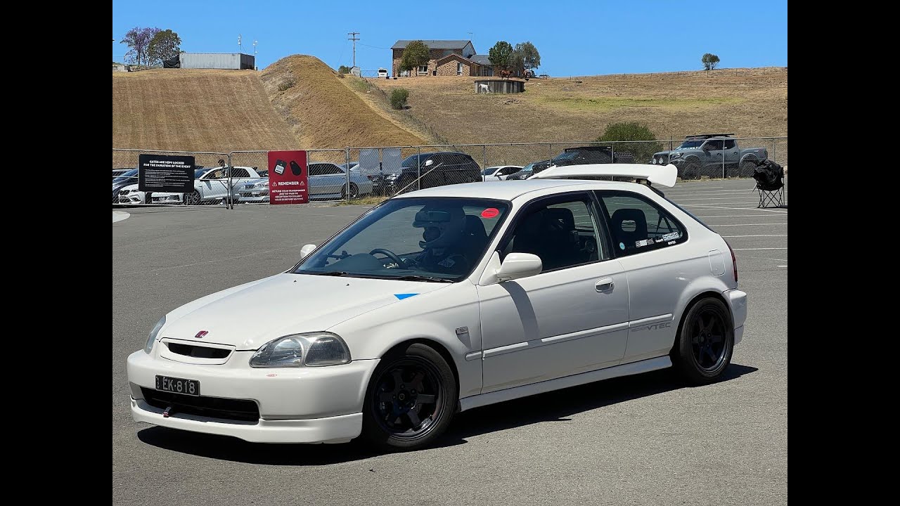 The NoVtec Team hits the Track! - FD2 and EK Frank! - YouTube