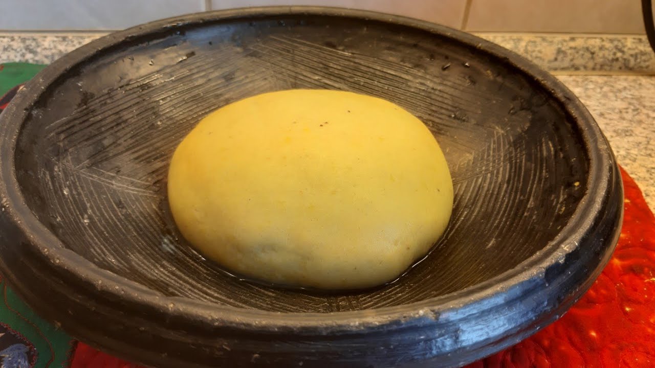 HOW TO MAKE FUFU FOR BEGINNERS (2 WAYS) - YouTube