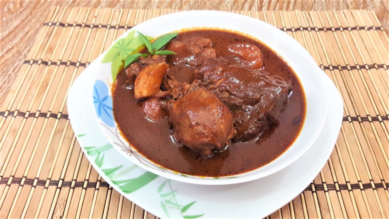 POLLO EN SALSA DE CHILES SECOS - YouTube