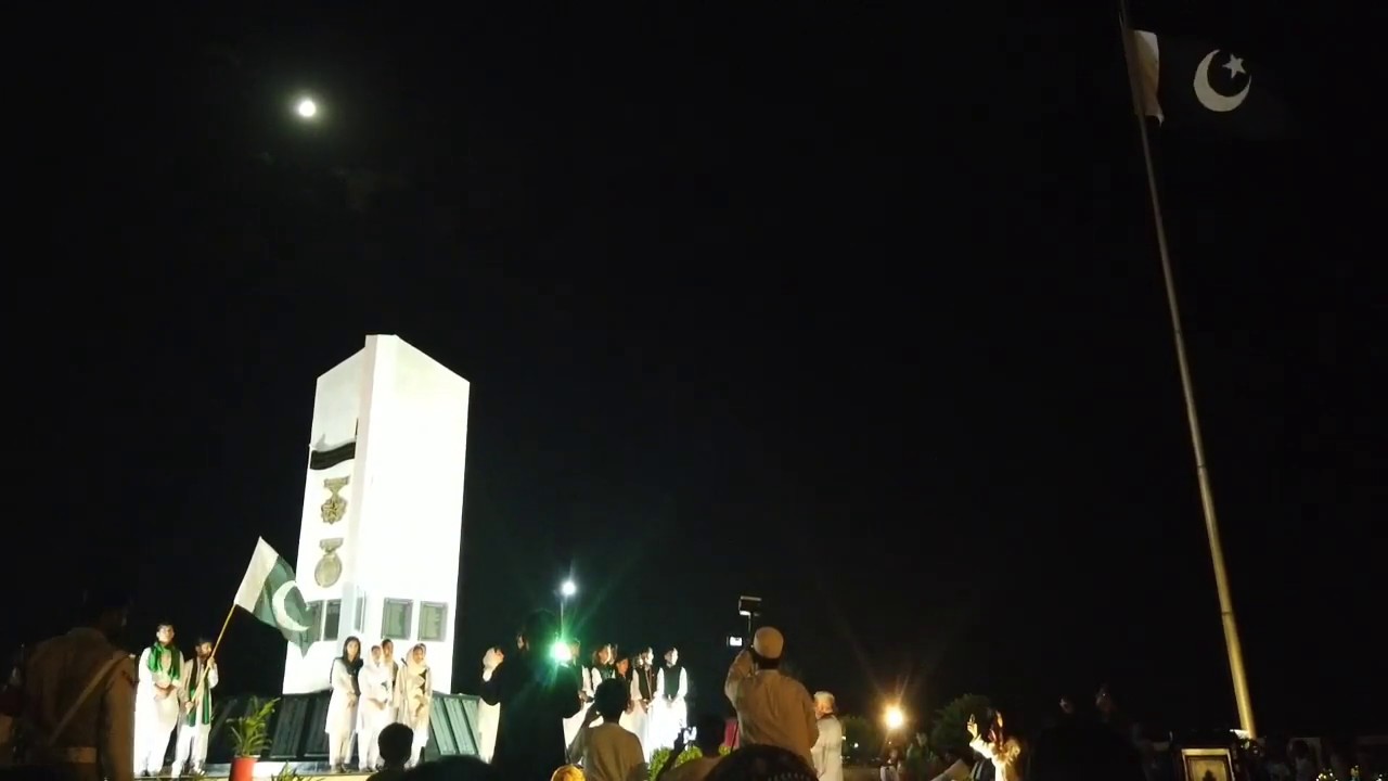 Army Public School Risalpur Children performing National Songs - YouTube