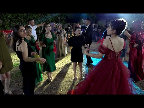 Emine & Mehmet / 2023 - 4K - Osmaniyede Kına Gecesine Oyuncular Oyun Havalarıyla Enerjik Başladılar