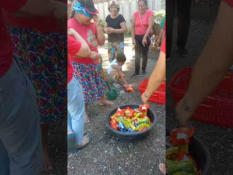 christmas party games (pala challenge - YouTube