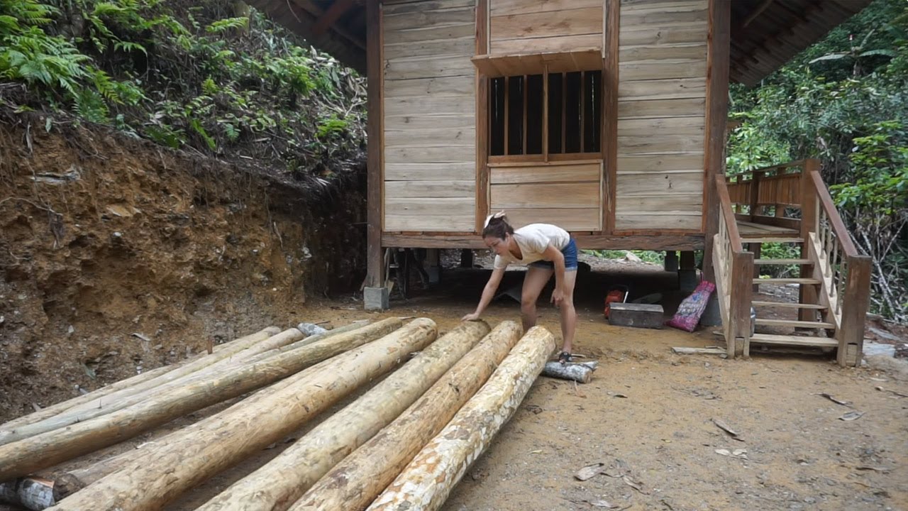 Dig the ground and transport wood to make wooden kitchen houses - Green ...