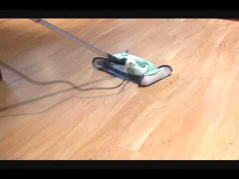 Demonstration Video Steam Mop Eureka - YouTube