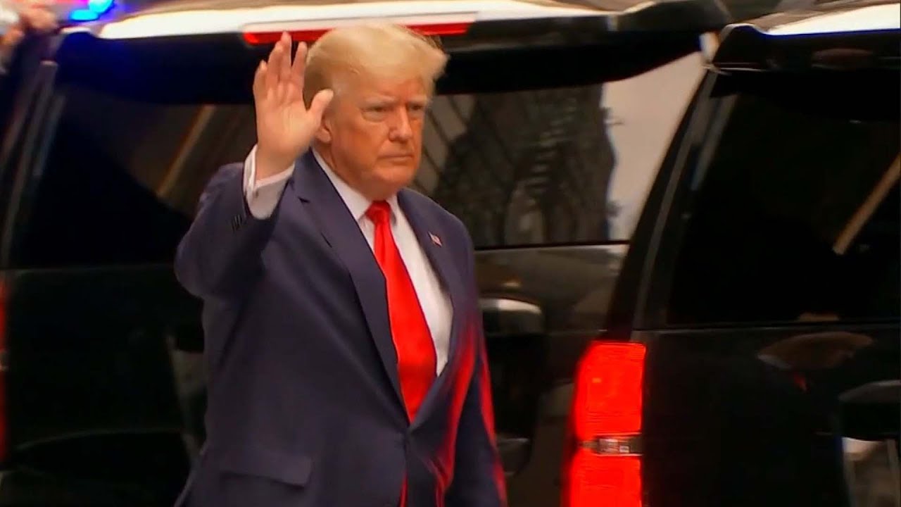 Trump Allegedly 'Angry' Over 2020 Election Indictment - YouTube