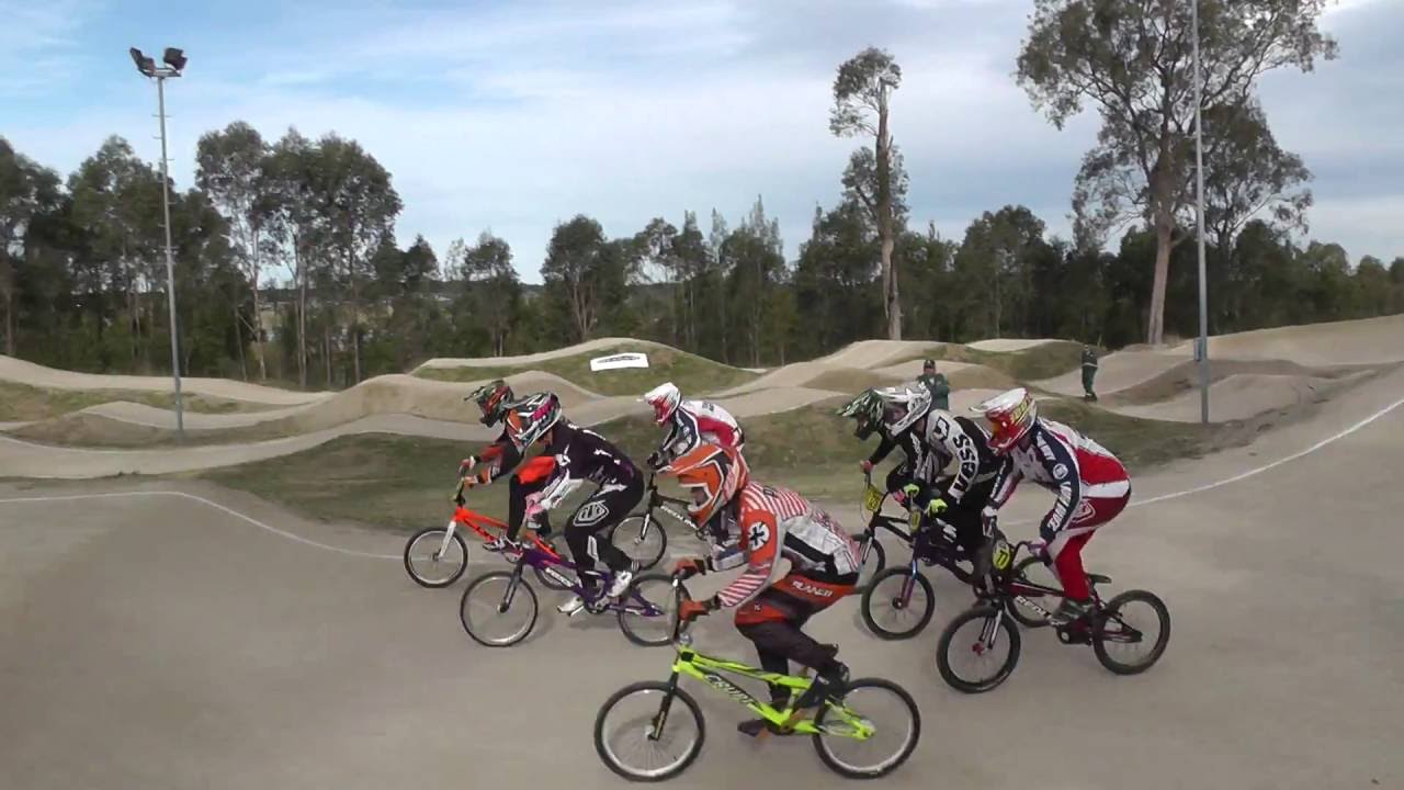 17-24 Men Final - 2016 Maitland BMX Open - YouTube