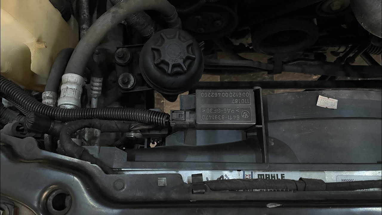 Memperbaiki sensor AUC yg error (air quality sensor) di BMW e46 - YouTube