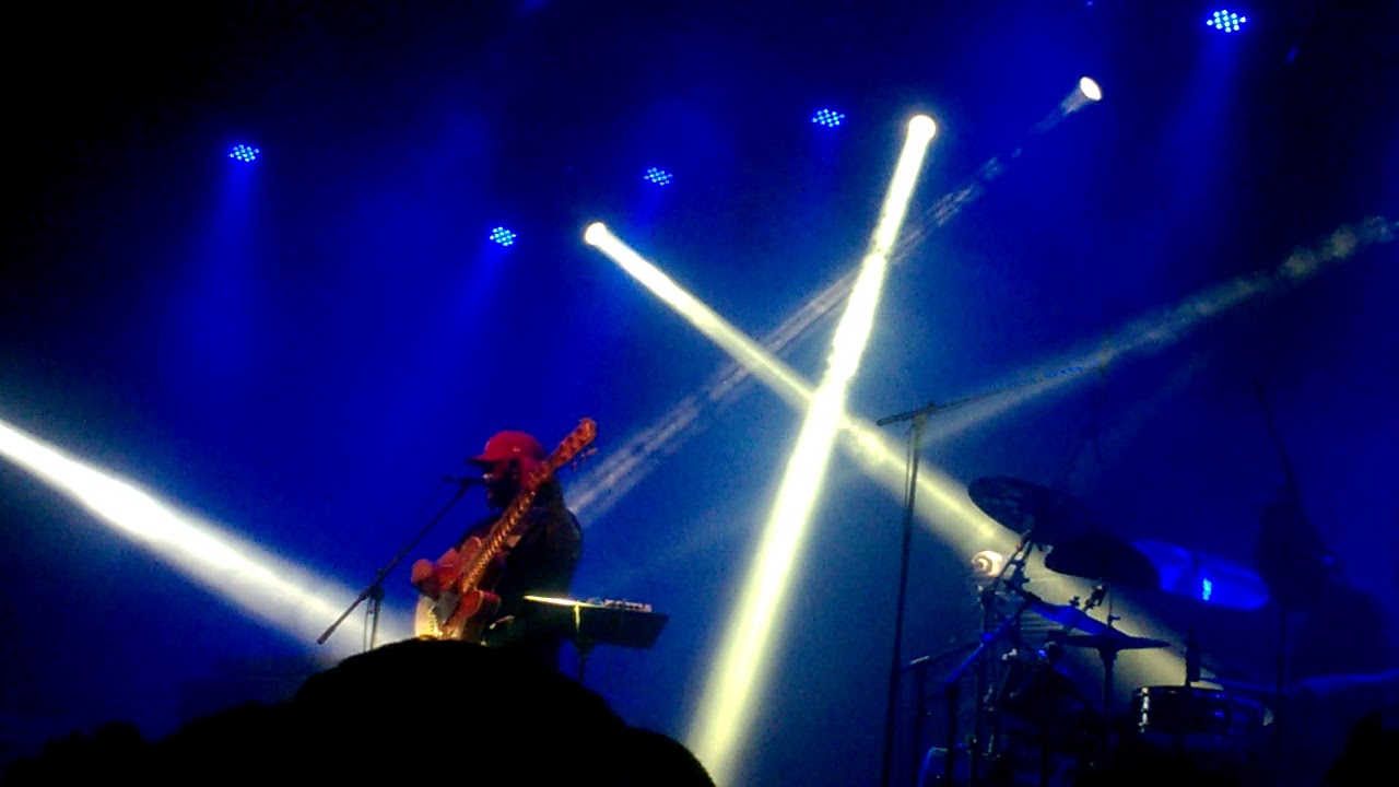 Thundercat - "Lava Lamp" - Circo Voador - YouTube