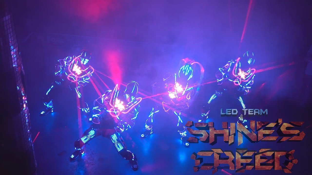Shine's Creed led performance in the club Capitan Drake - YouTube