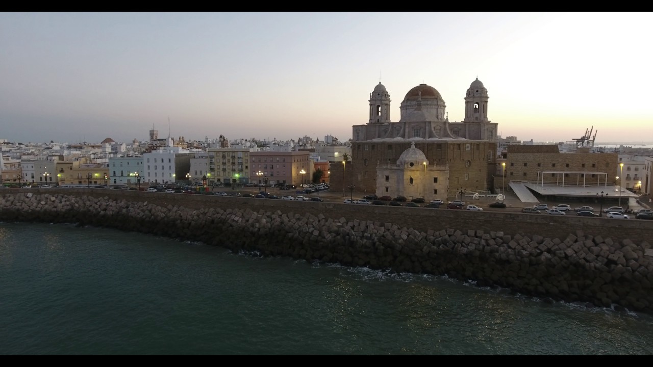 Cádiz 4K (22 7 2017) - YouTube