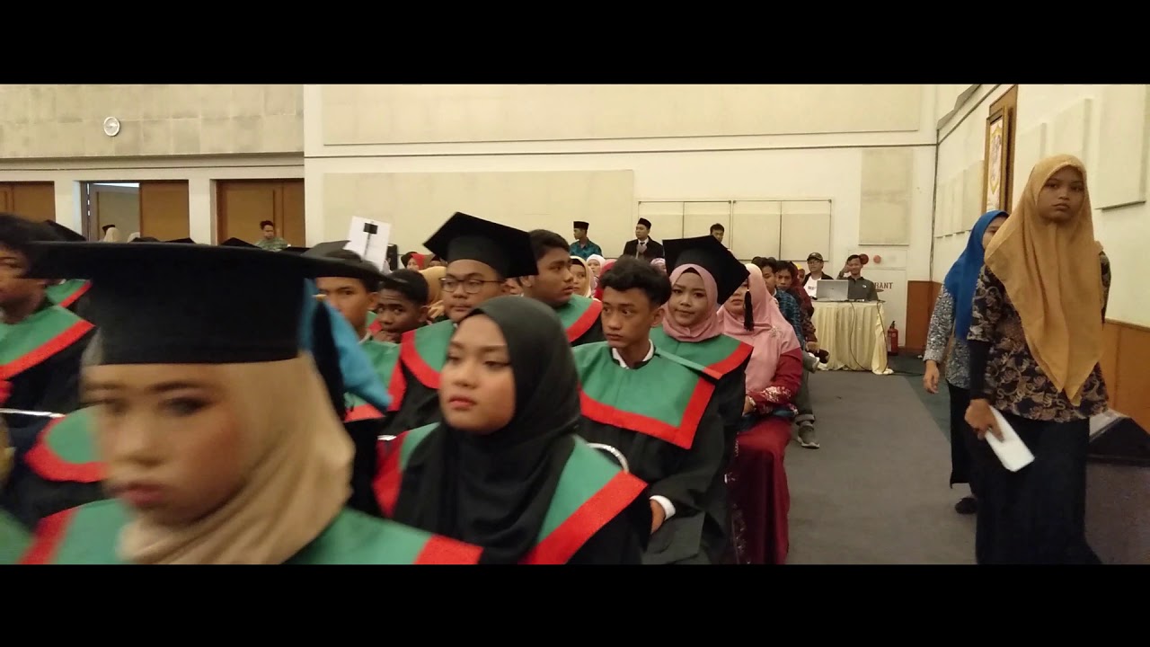 Wisuda MTs Al Islamiyah & Mi Tarbiyah Al Islamiyah (SATRIA) - YouTube
