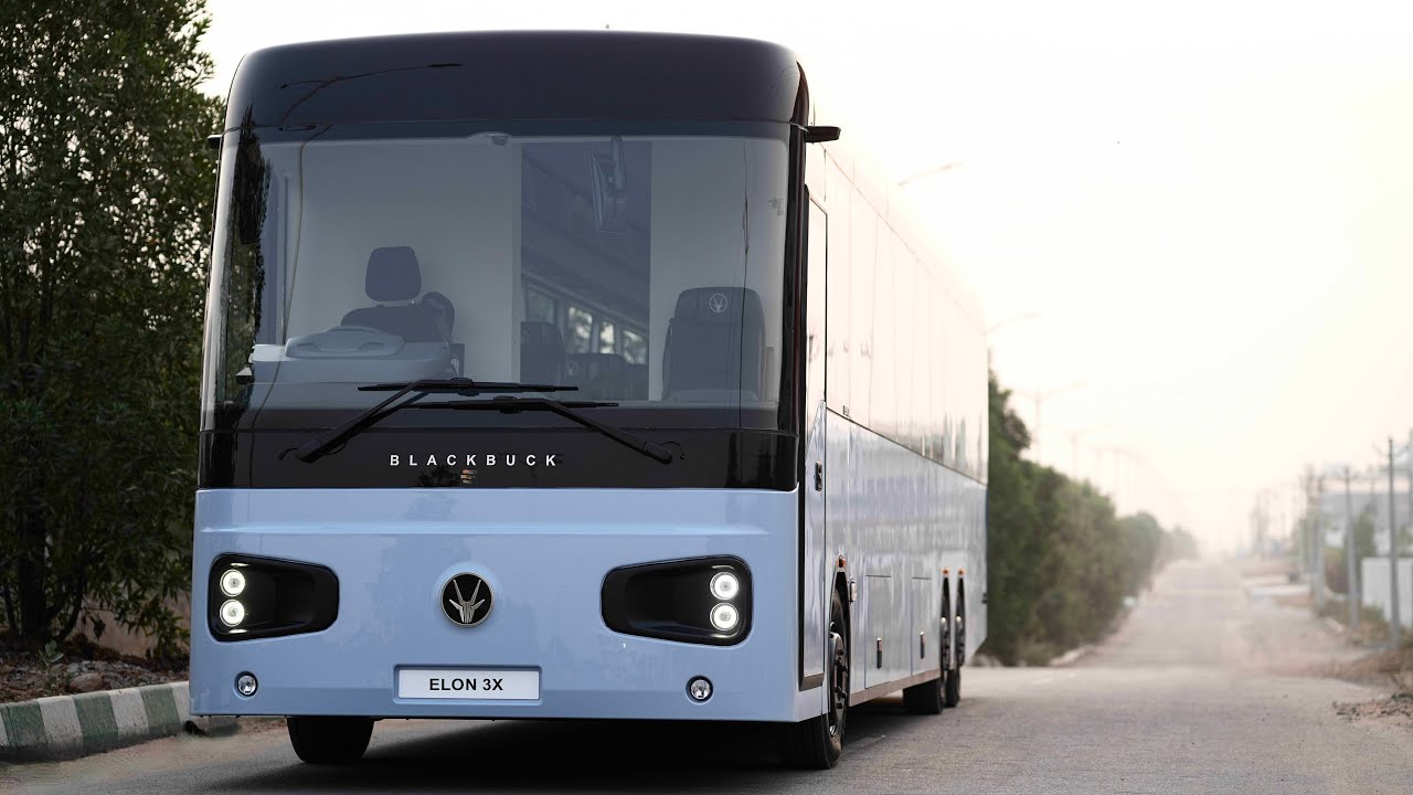 BLACKBUCK EV ELON3X - 3 Axle - Electric Bus Road Trials - YouTube