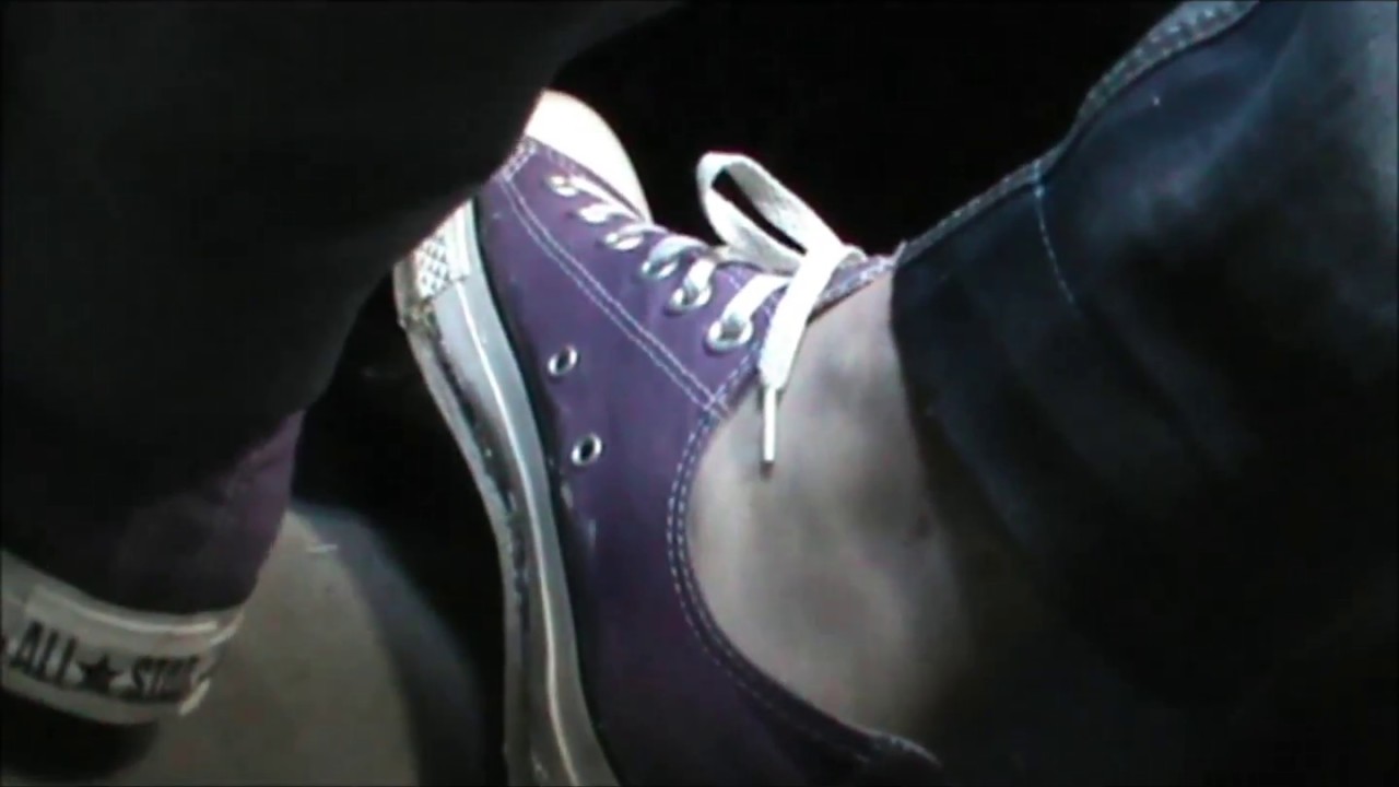 Driving in dirty purple Converse All Star - YouTube