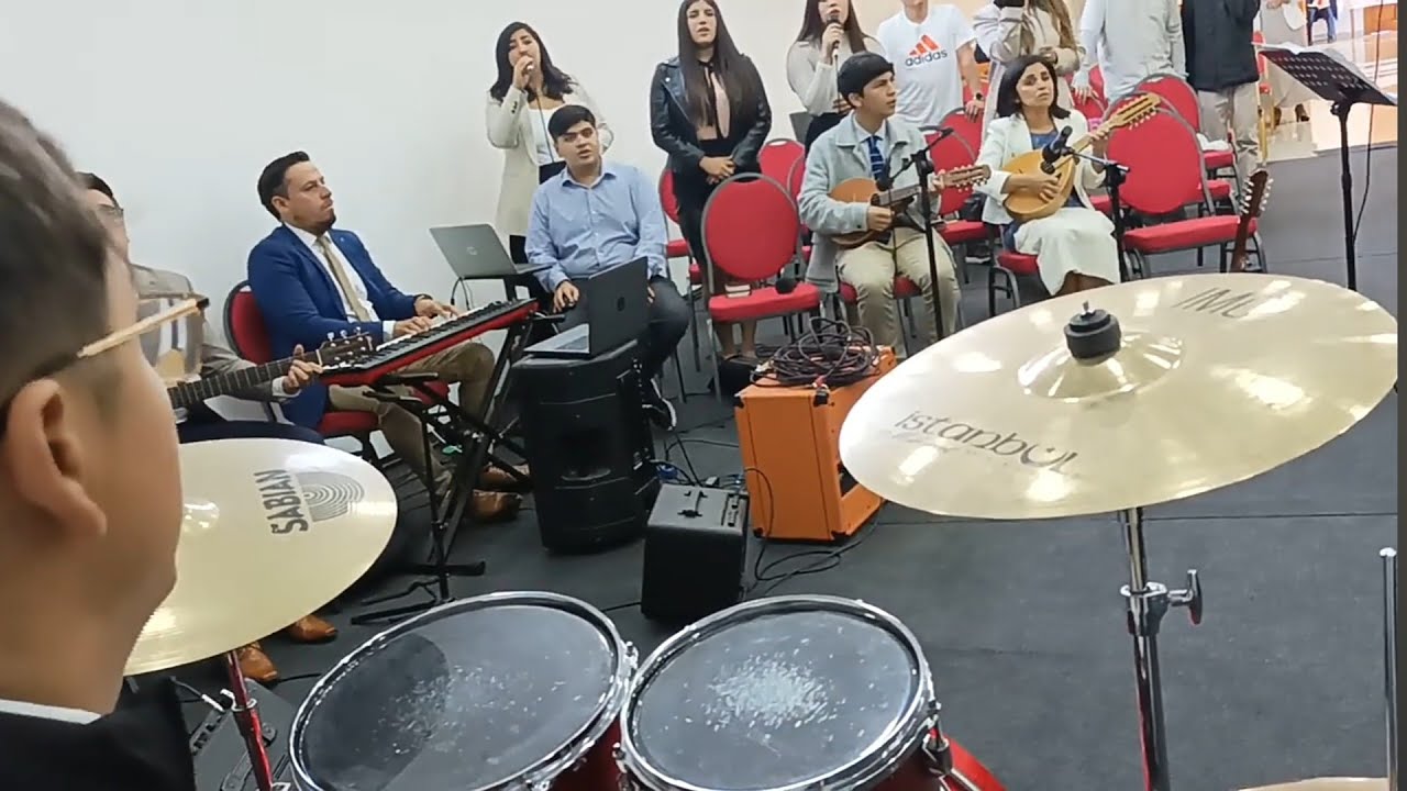 Himno : A cristo doy mi canto - YouTube