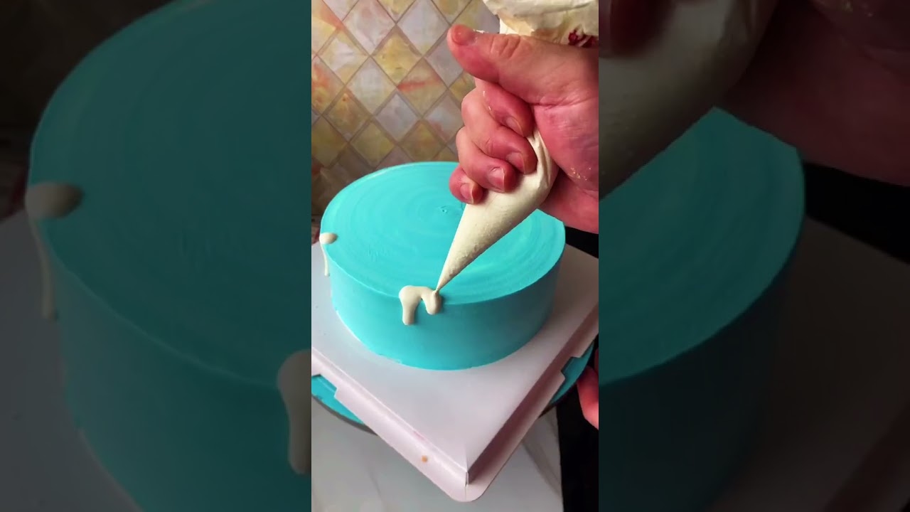 Satisfying Cake Decorating #shorts - YouTube