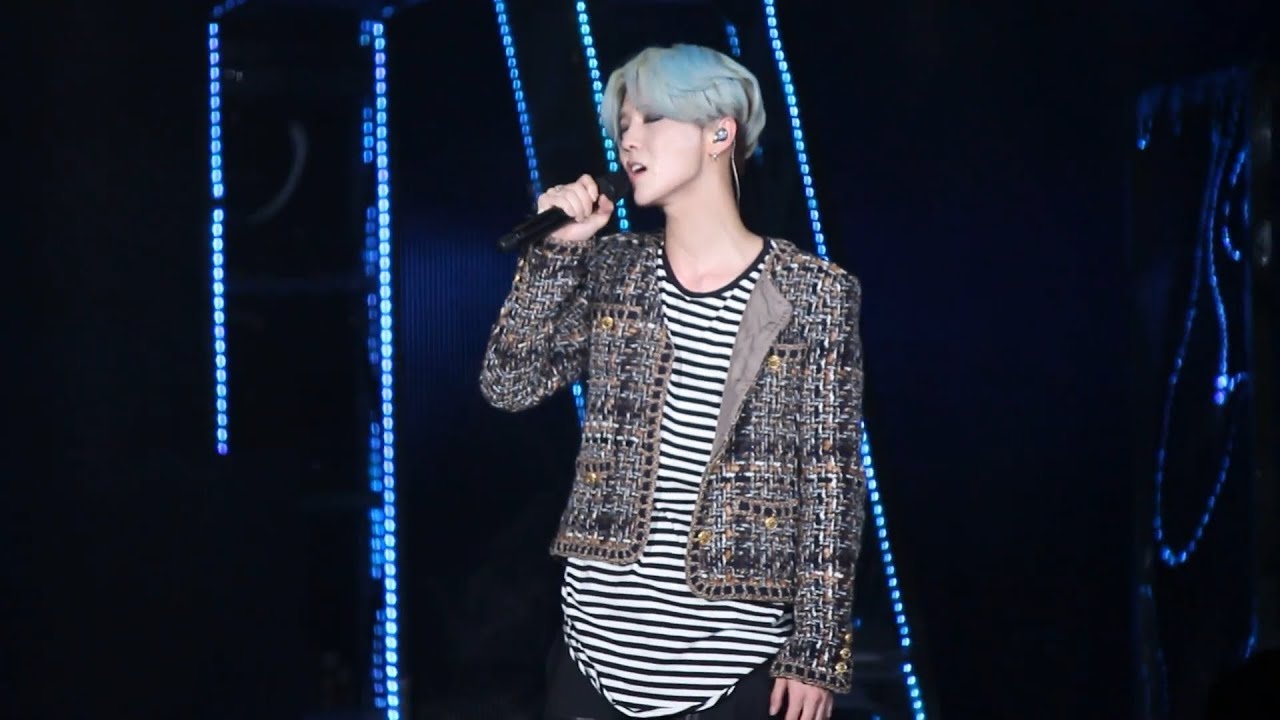 20160409 LuHan - Lost Stars (Reloaded Shanghai Concert) - YouTube